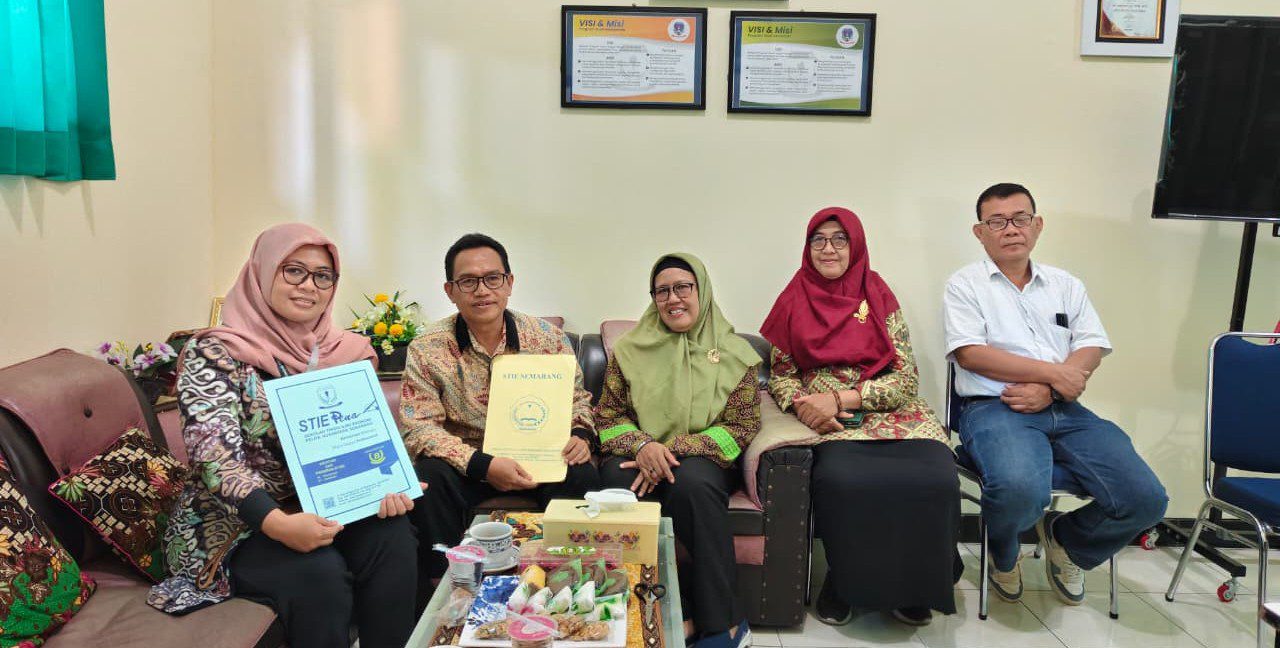 STIE SEMARANG X PELITA NUSANTARA: AKSELERASI KOLABORASI AKADEMIK DAN INOVASI PERGURUAN TINGGI ...